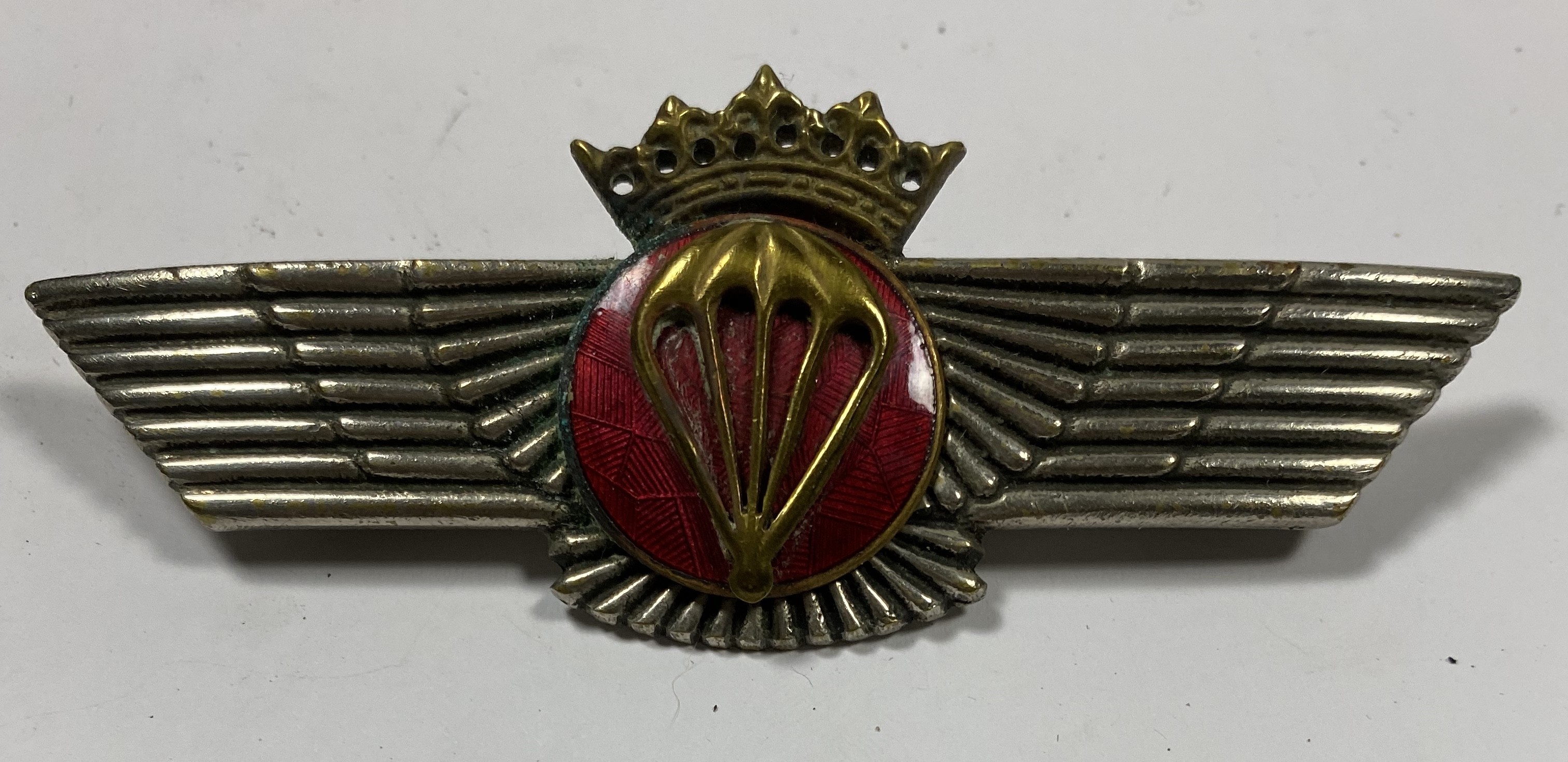 TÍTULO DE CAZADOR PARACAIDISTA ROKISKI PARA PECHO VERSIÓN DE 5 CUERDAS