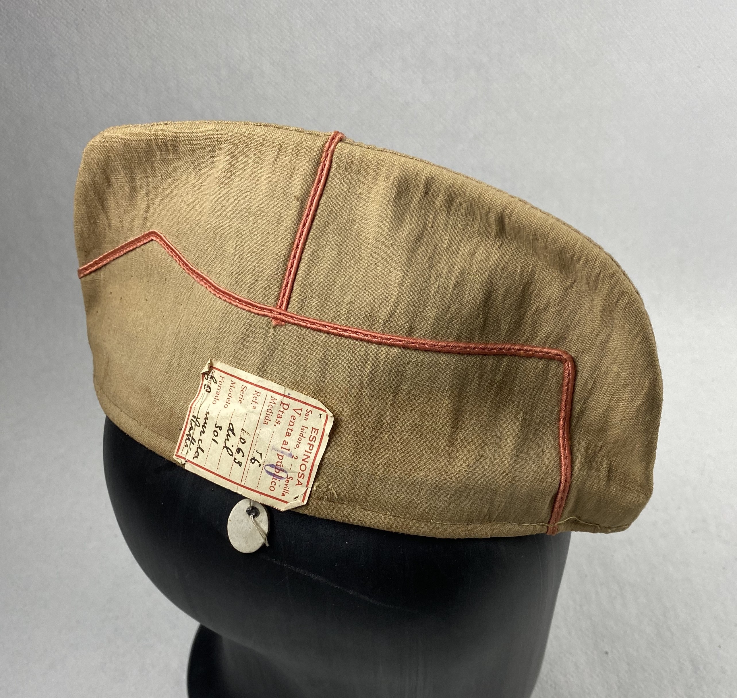 GORRO ISABELINO MODELO 1926 31 D NUEVO CON ETIQUETA DEL VENDEDOR