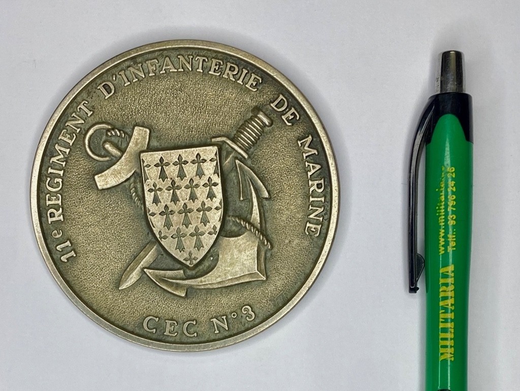 ESCUDO 11e REGIMENT D'INFANTERIE DE MARINE CEC Nº3 FRANCIA 73MM