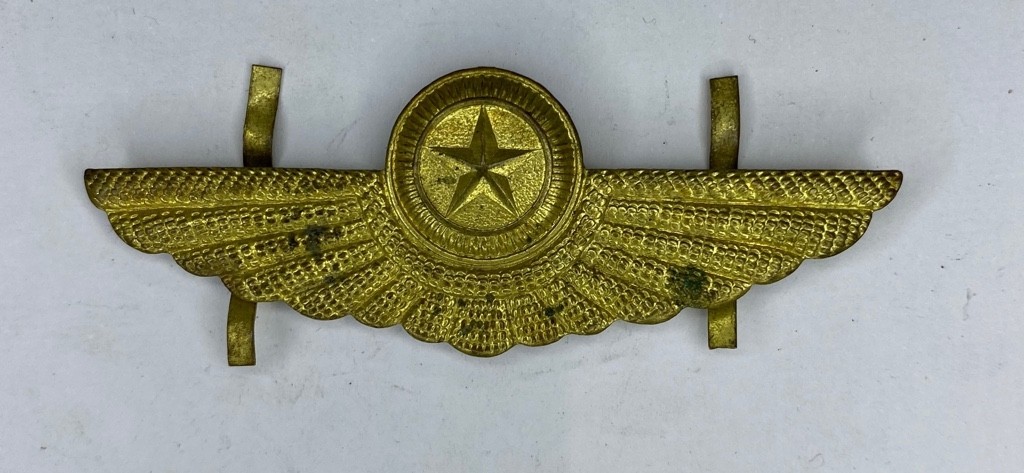 INSIGNIA DE GORRA NORTH KOREAN AIR FORCES AÑOS 50 - Distintivos ...