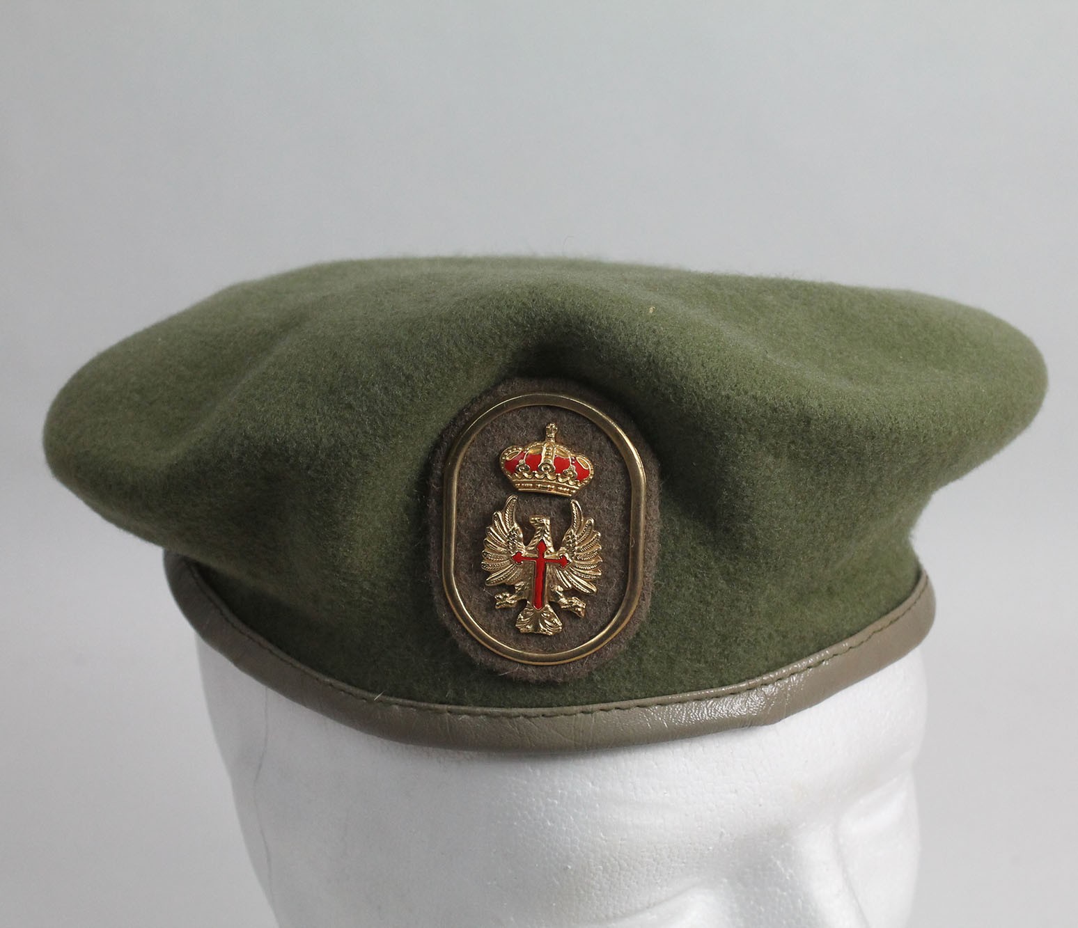 Boina Española del Ejército de Tierra actual Talla 57 - Boinas - Gorras