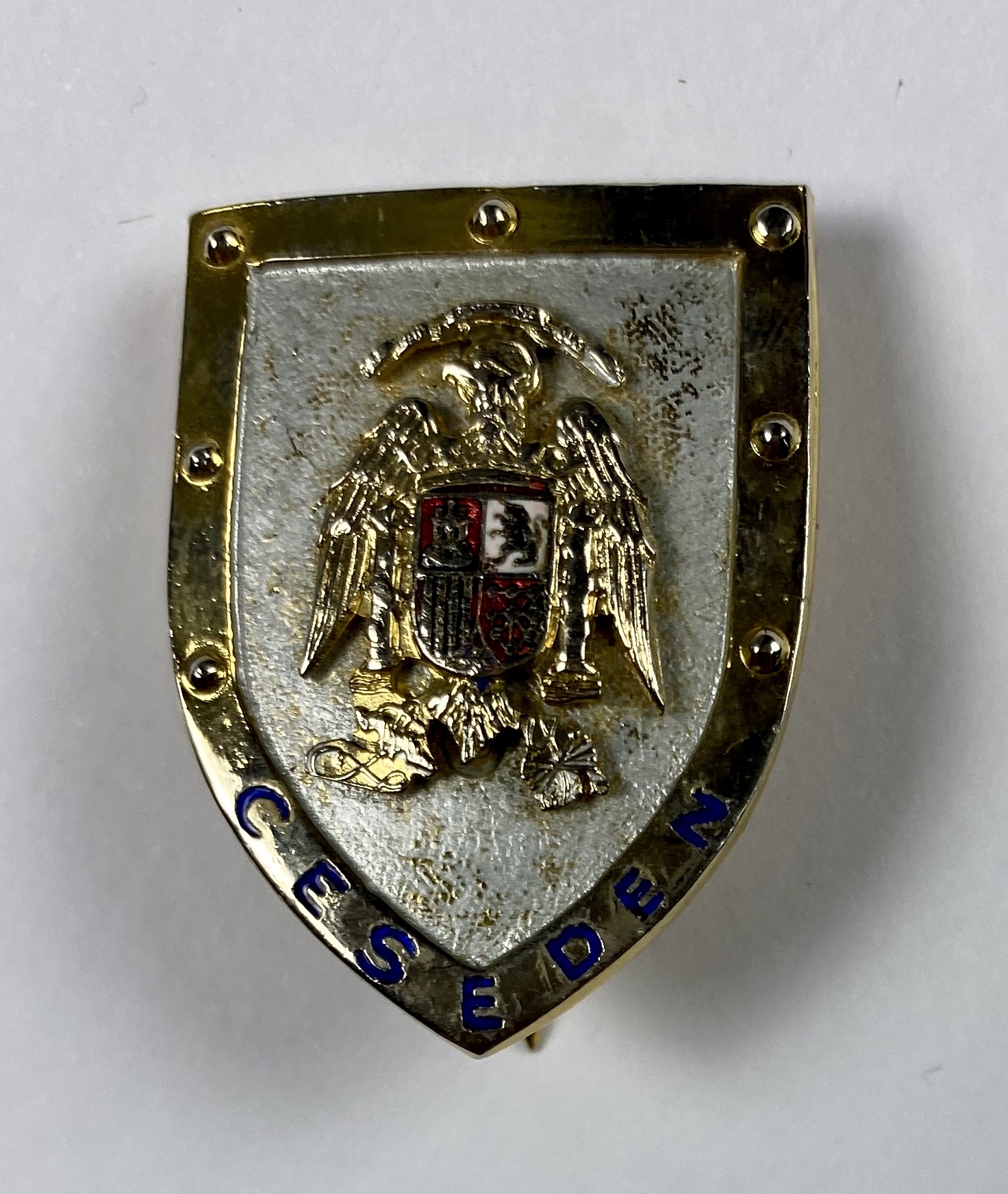 DISTINTIVO PERMANENCIA CESEDEN 1966 Centro Superior de Estudios de la ...